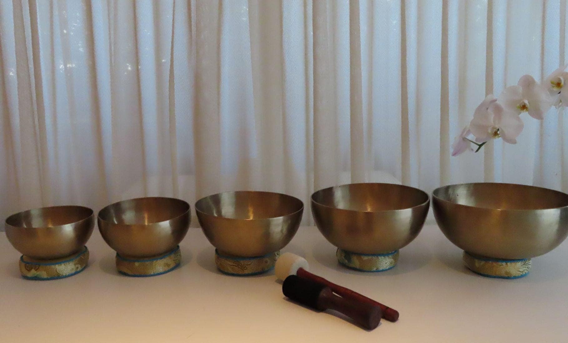 Eastern Vibration – Singing Bowls | Education | Accessories